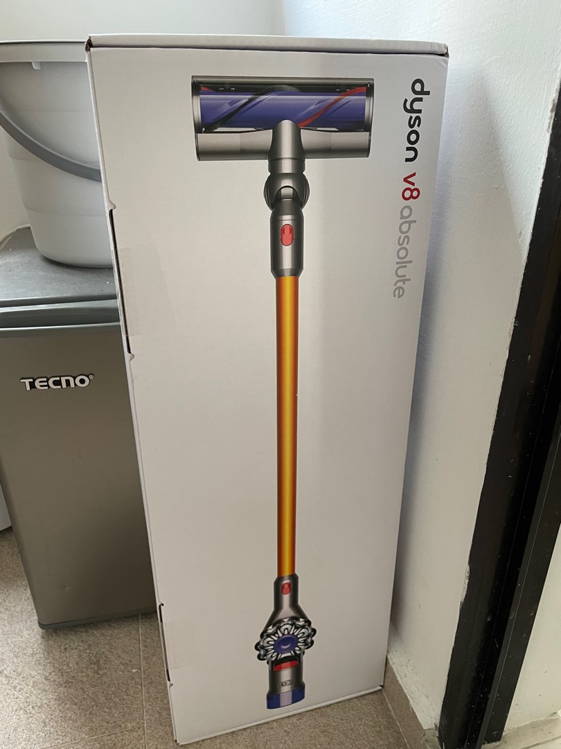 Dyson V8 Absolute, Furniture & Home Living, Cleaning & Homecare ...
