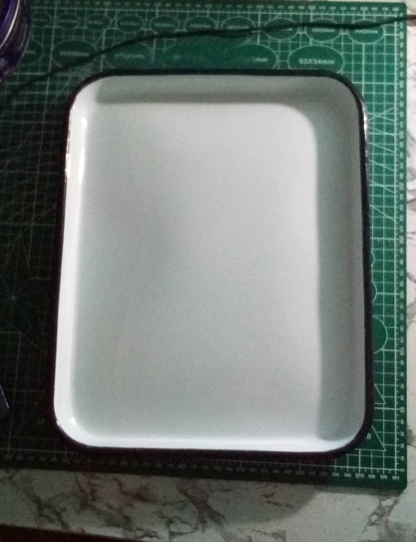 Enamel Tray (Metal), Health & Nutrition, Medical Supplies & Tools on ...
