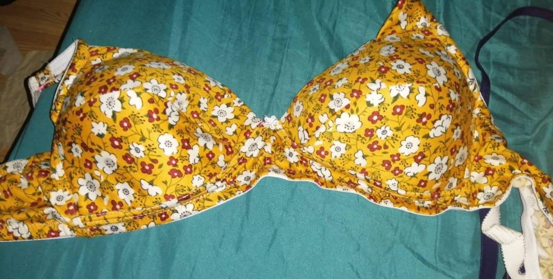 Flower bra, Women's Fashion, Undergarments & Loungewear on Carousell
