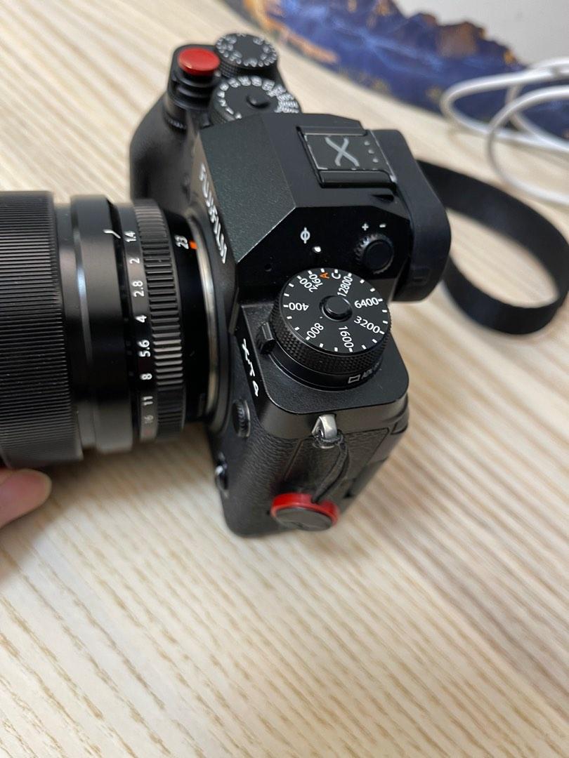 Fujifilm XT4 body + grip XT-4, Photography, Cameras on Carousell