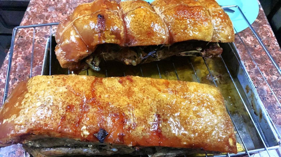 Lechon Cebu Style Roast Pork Belly Preorder the Day before, Food ...