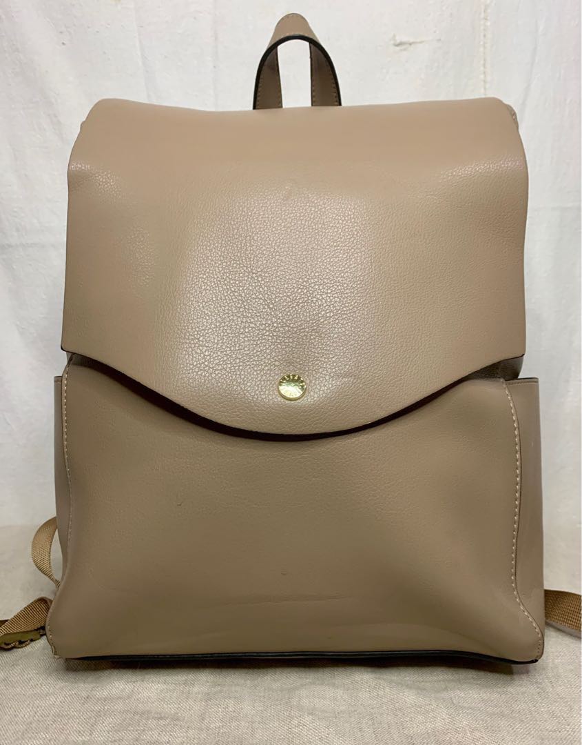 Legato Largo Nude Backpack, Women's Fashion, Bags & Wallets, Backpacks ...