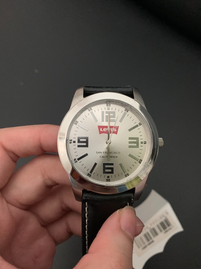 Levis watch, Men's Fashion, Watches & Accessories, Watches on Carousell