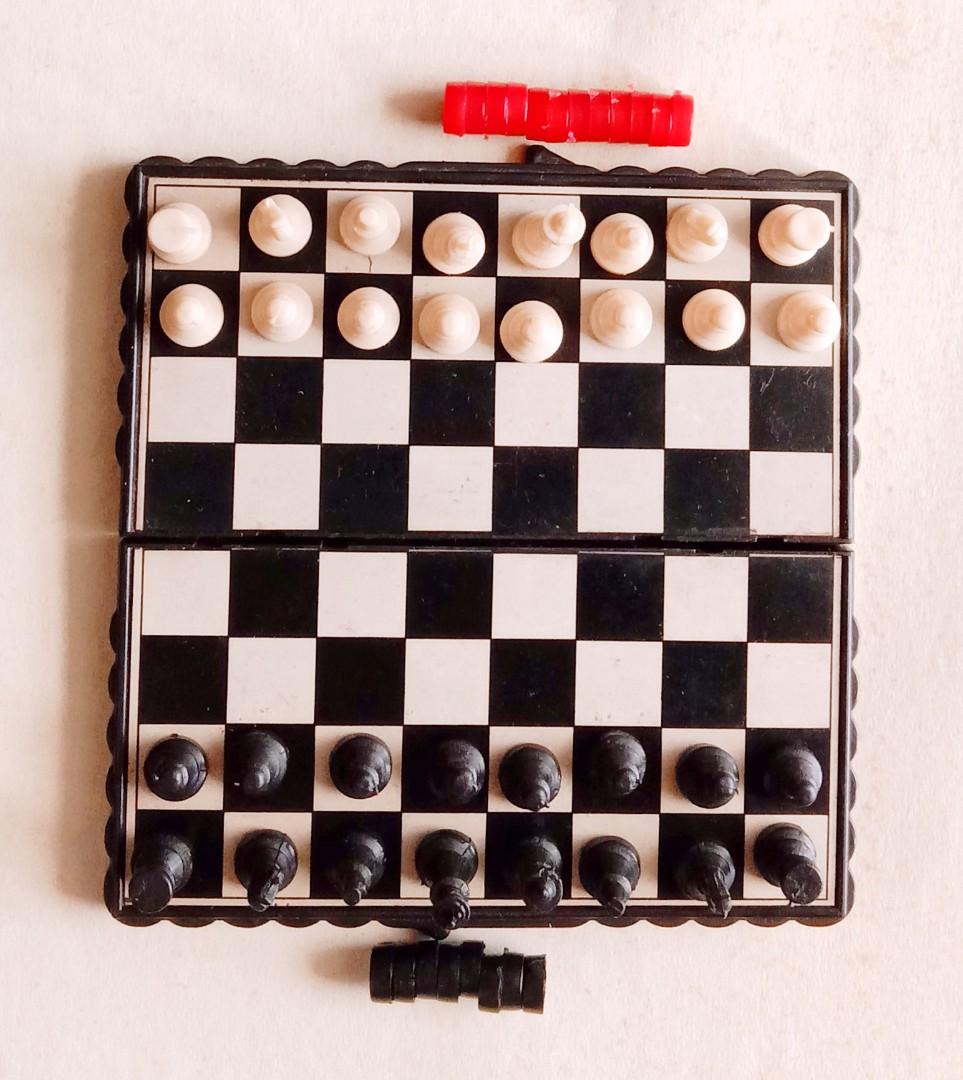 Magnetic Mini Chess Set, Hobbies & Toys, Toys & Games on Carousell