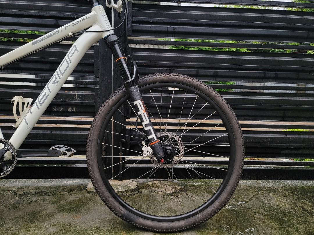 Merida Matts TFS 300 XC Series Hardtail MTB, Sports Equipment, Bicycles ...