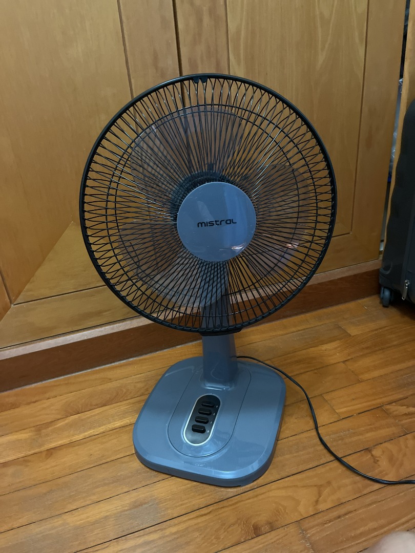 Mistral 12" Table fan, Furniture & Home Living, Lighting & Fans, Fans ...