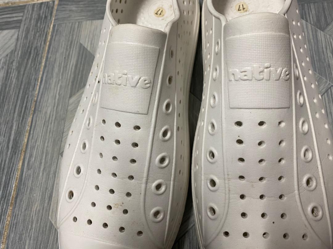 Native waterproof shoes, Men's Fashion, Footwear, Slippers & Slides on ...