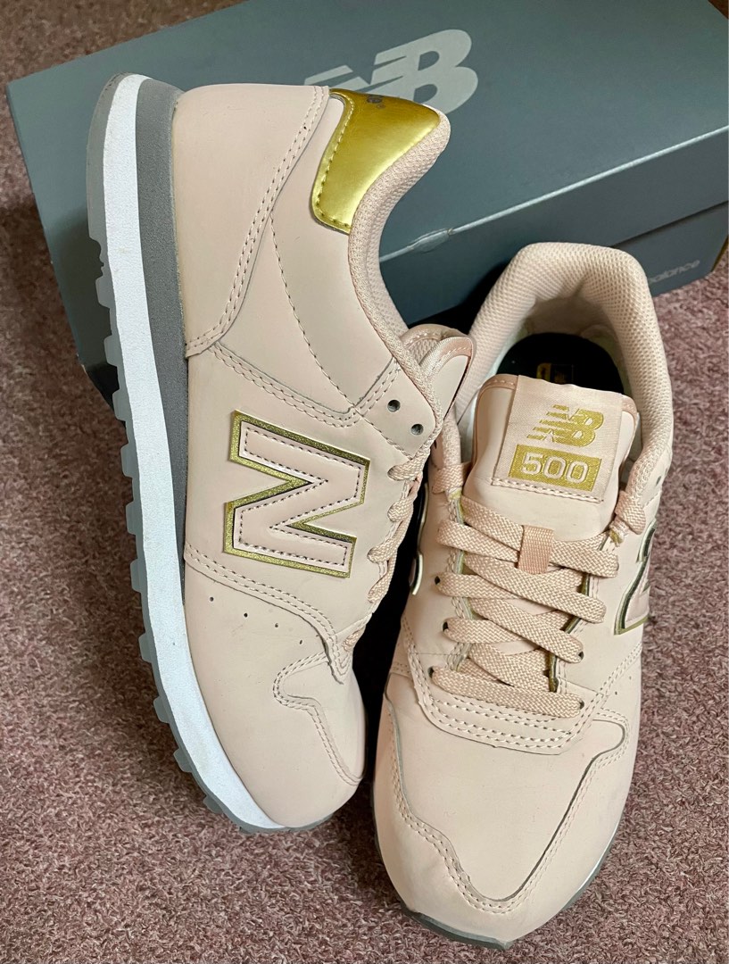 New Balance, Women's Fashion, Footwear, Sneakers on Carousell