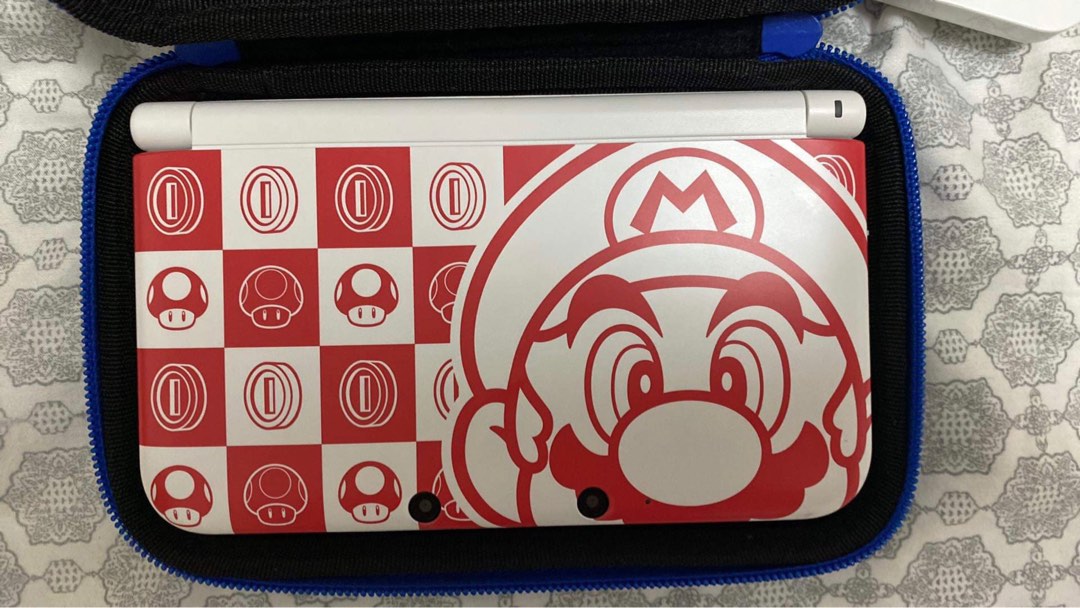 Old 3ds xl (non-CFW) mario design w/ 2 FREE 3ds games LP, Video Gaming ...