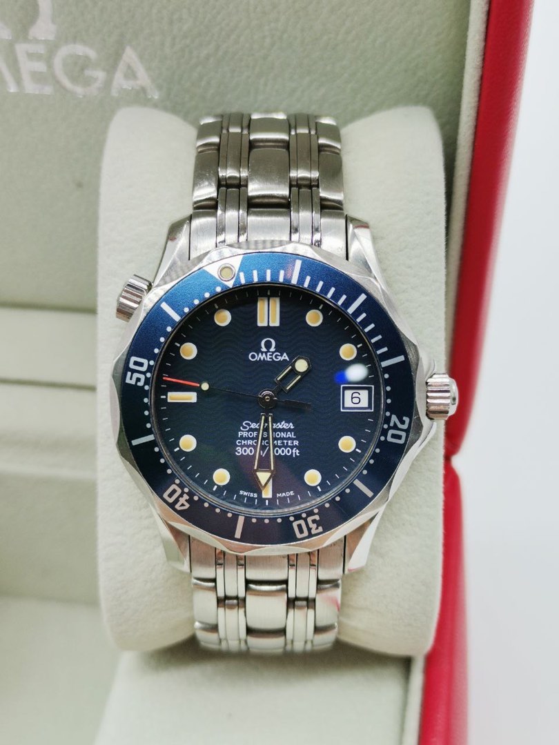 Omega Seamaster Diver 300m 36mm automatic, Luxury, Watches on Carousell