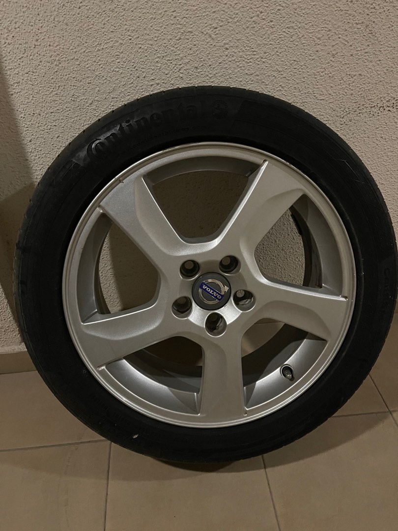 Original Volvo rim, Car Accessories, Tyres & Rims on Carousell