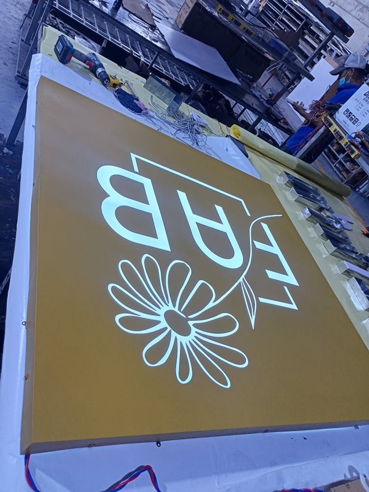 Panaflex / Stainless / Acrylic / G.I build up signage / Booth ...