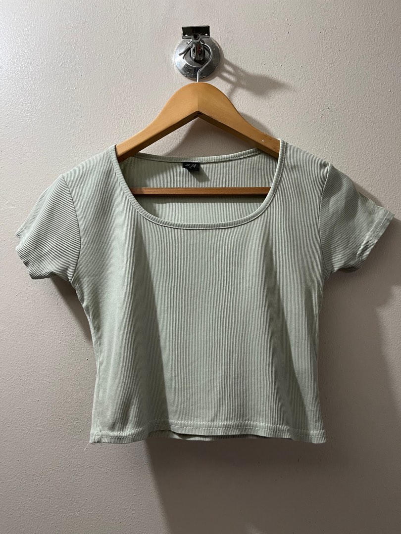 Sage Green Square Neck Crop Top, Women's Fashion, Tops, Shirts on Carousell
