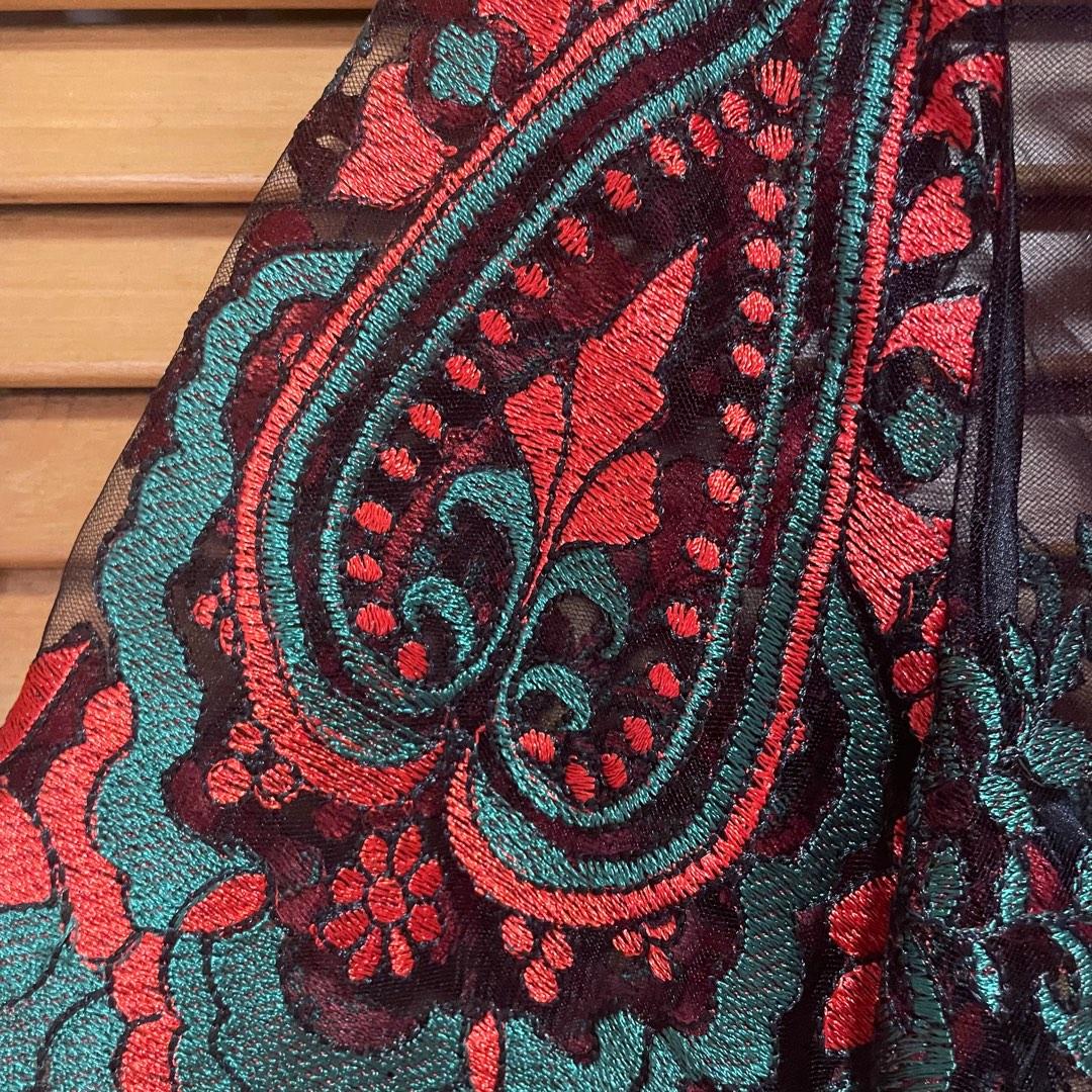 Sheer Floral Embroidery Traditional Cheongsam / Vietnamese Ao Dai Top ...