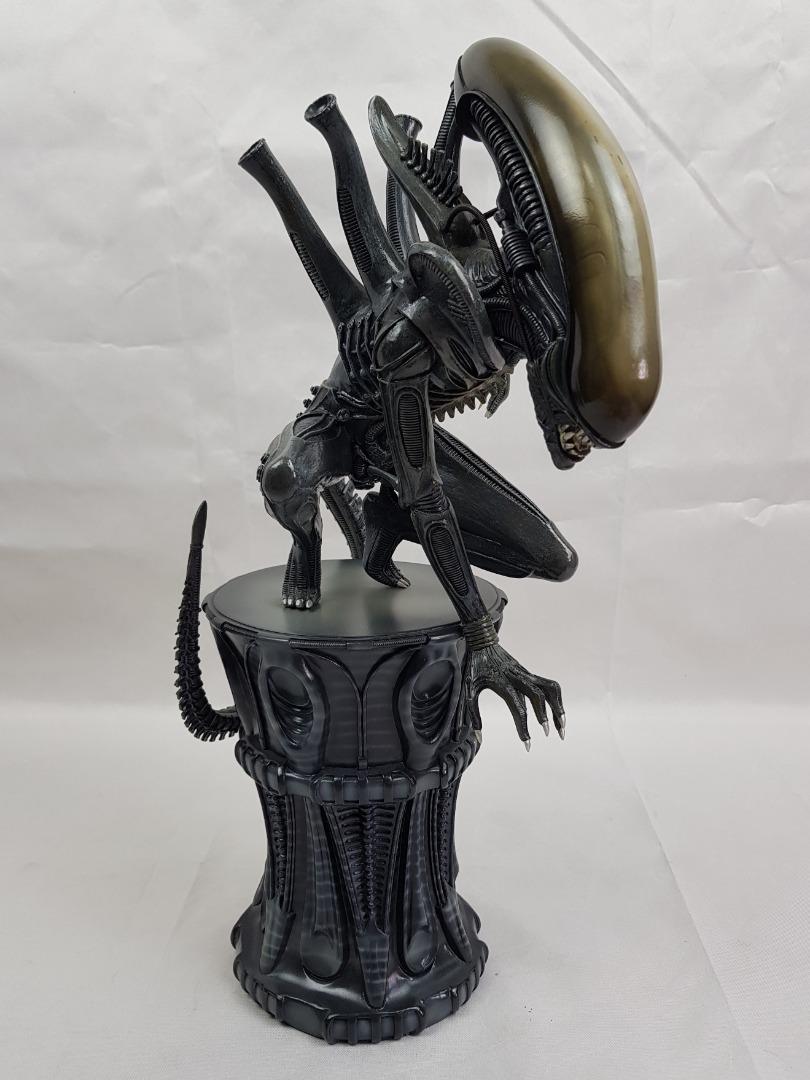 Sideshow Collectibles Predator Alien Big Chap Statue 235/250 Exclusive ...