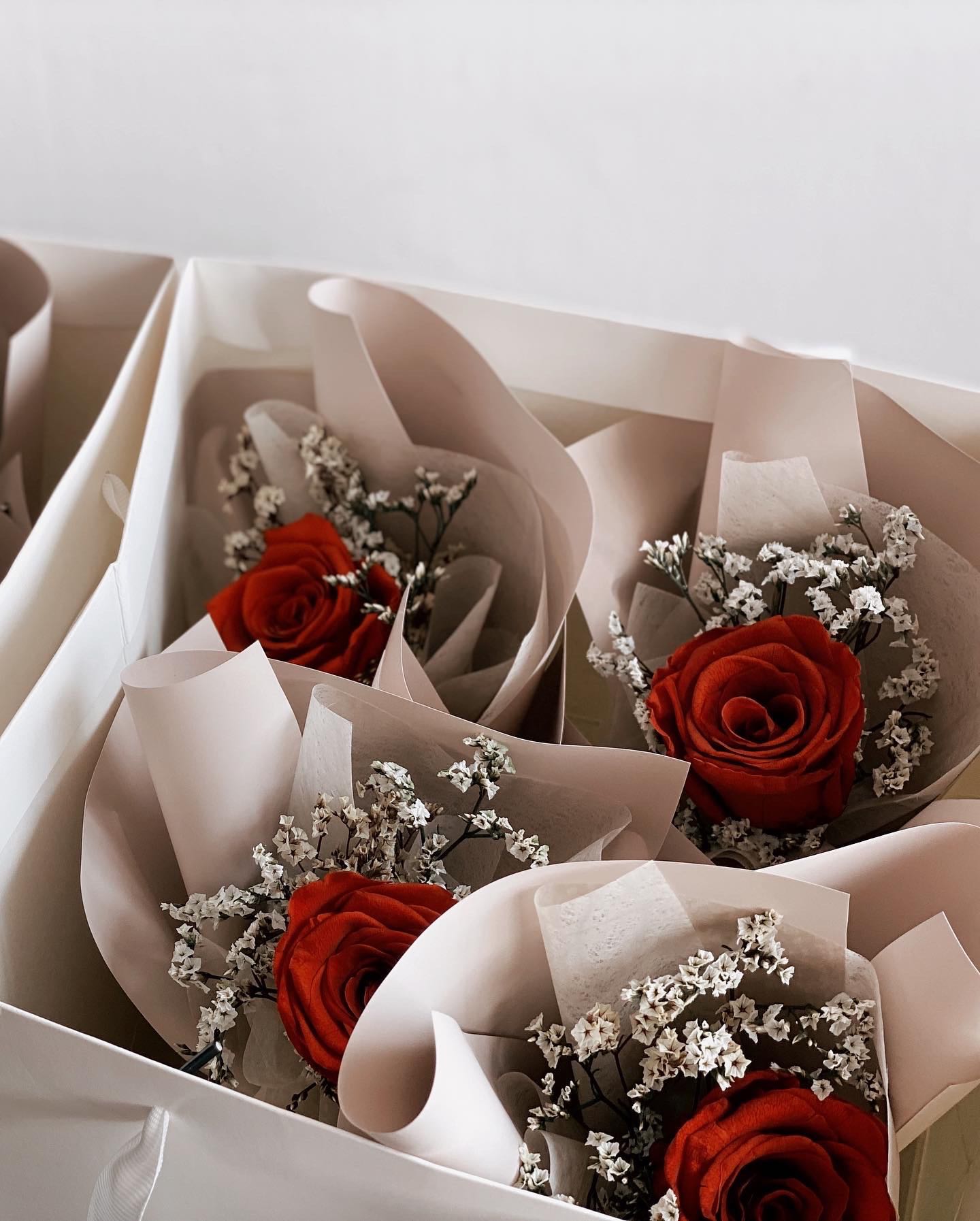 Single stalk preserved rose bouquet | Teacher’s Day, Hobbies & Toys ...