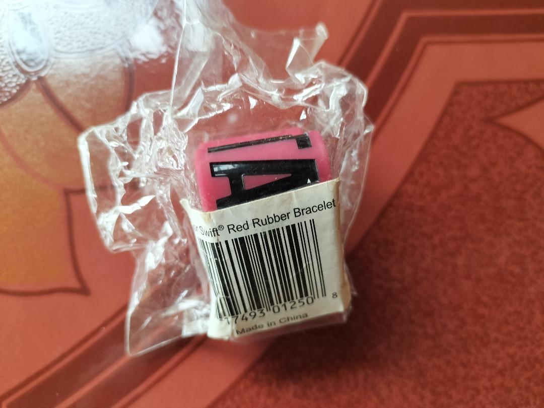 Taylor Swift - RED Rubber Bracelet: Red (Imported), Hobbies & Toys ...