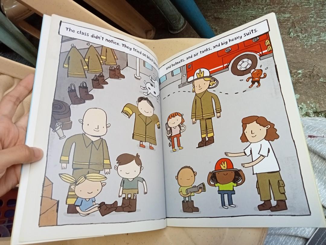 THE GINGERBREAD MAN LOOSE ON THE FIRE TRUCK by MURRAY/LOWERY, Hobbies ...