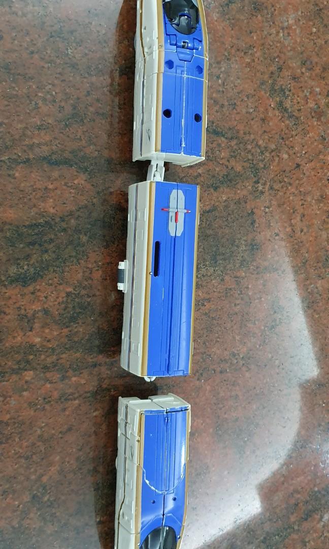 Tomy takara tomica Dome Capule Lulu Deluxe Edition Deformation Train E7 ...