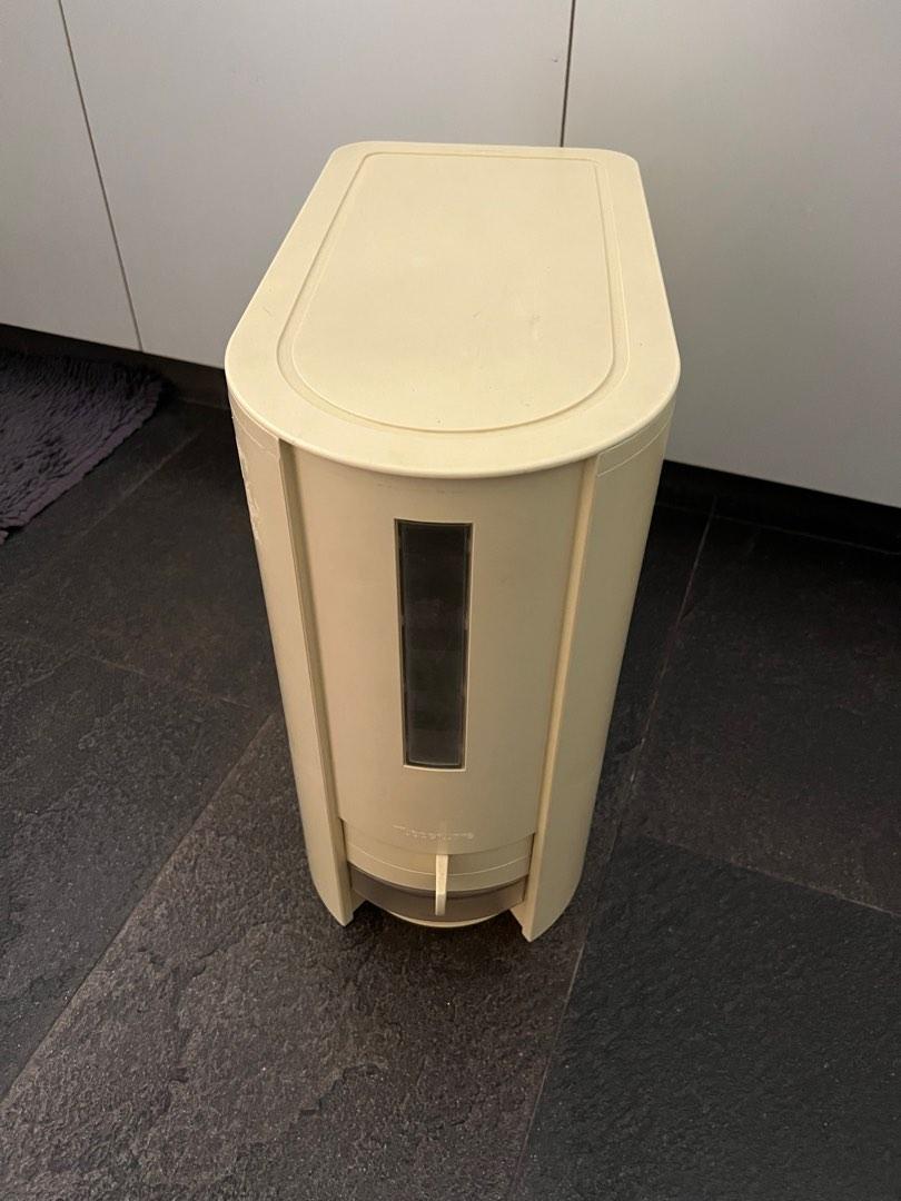 Tupperware Rice Container, Furniture & Home Living, Kitchenware ...