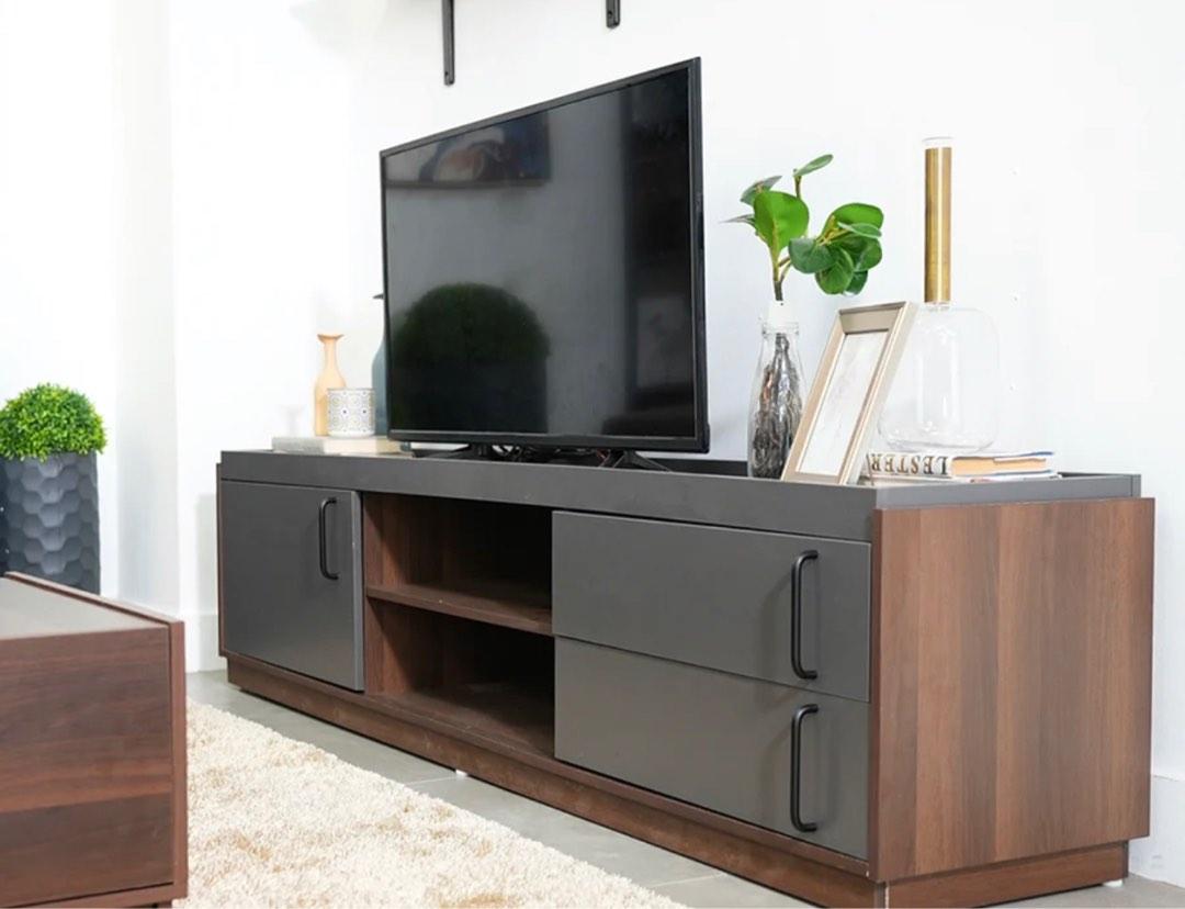 TV Rack ( pre Loved ) Mandaue FOAM, Furniture & Home Living, Furniture ...