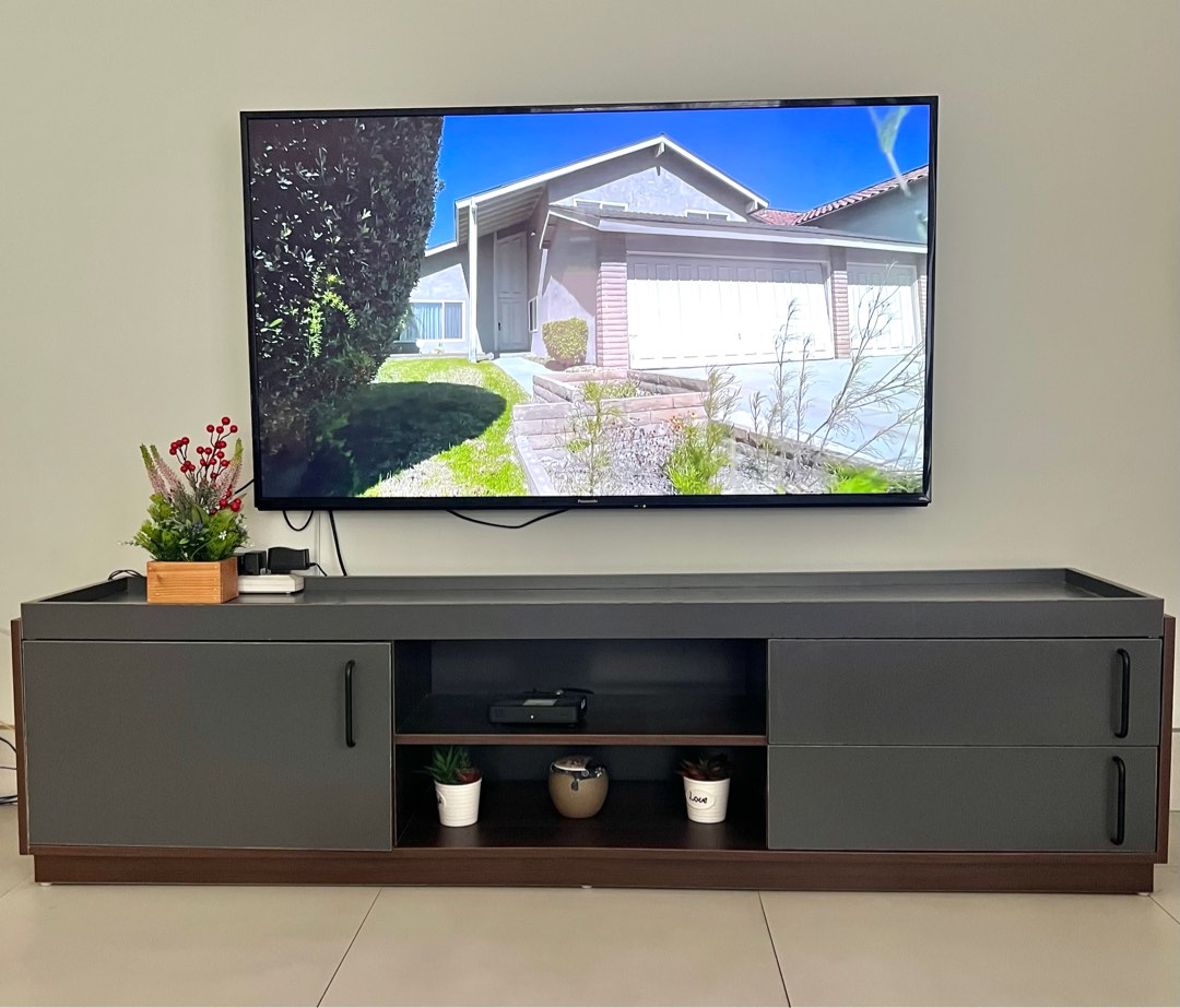 TV Rack ( pre Loved ) Mandaue FOAM, Furniture & Home Living, Furniture ...