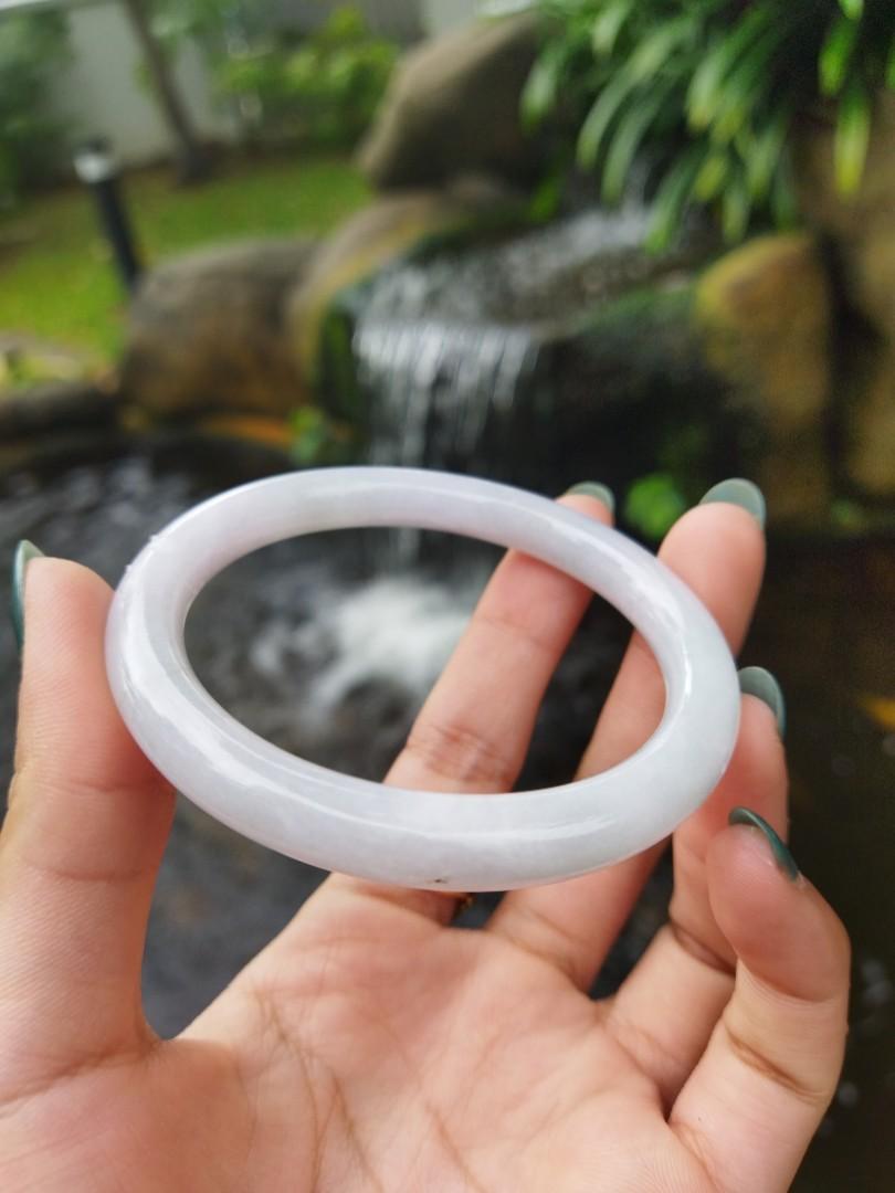 Type A thin princess cut white/pale faint lavender jadeite jade bangle ...
