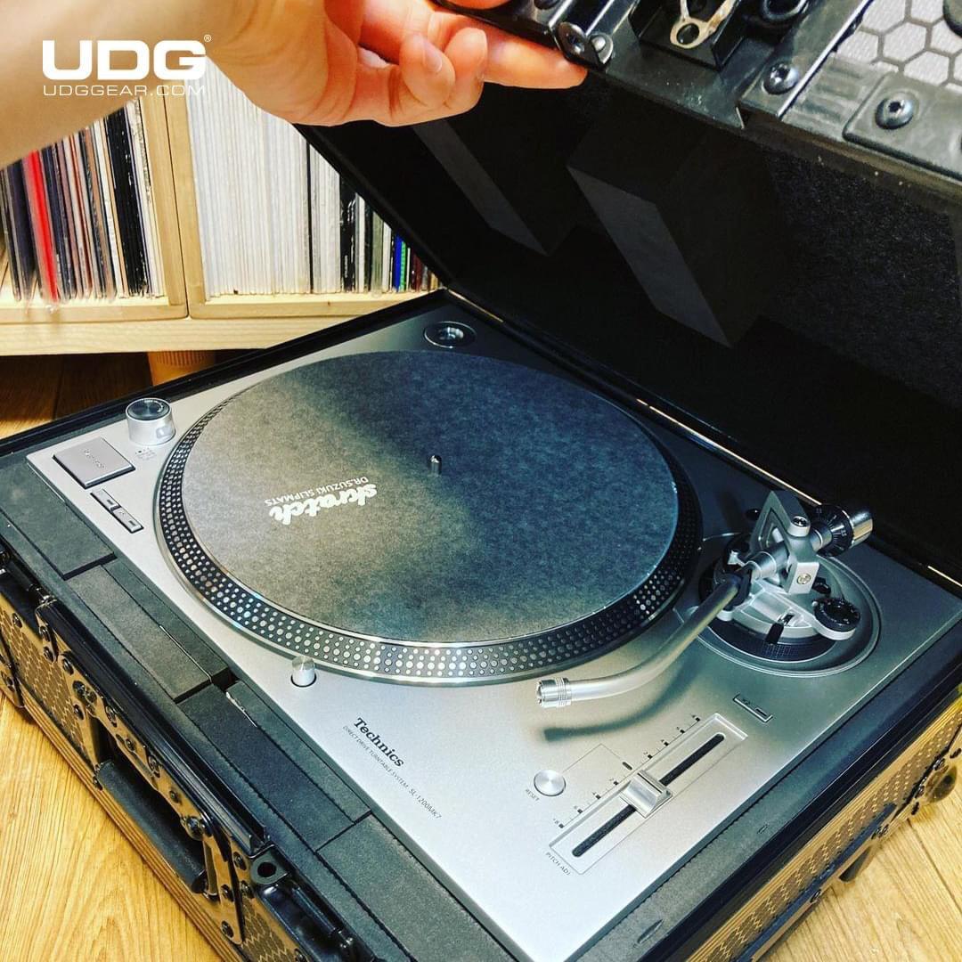 Protect your valuable turntable - UDG Ultimate Flight Case Turntable ...