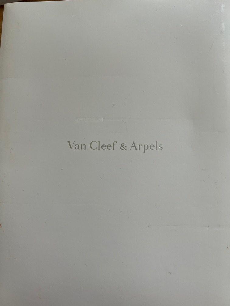Van Cleef & Arpels catalog, 名牌, 飾物及配件 - Carousell