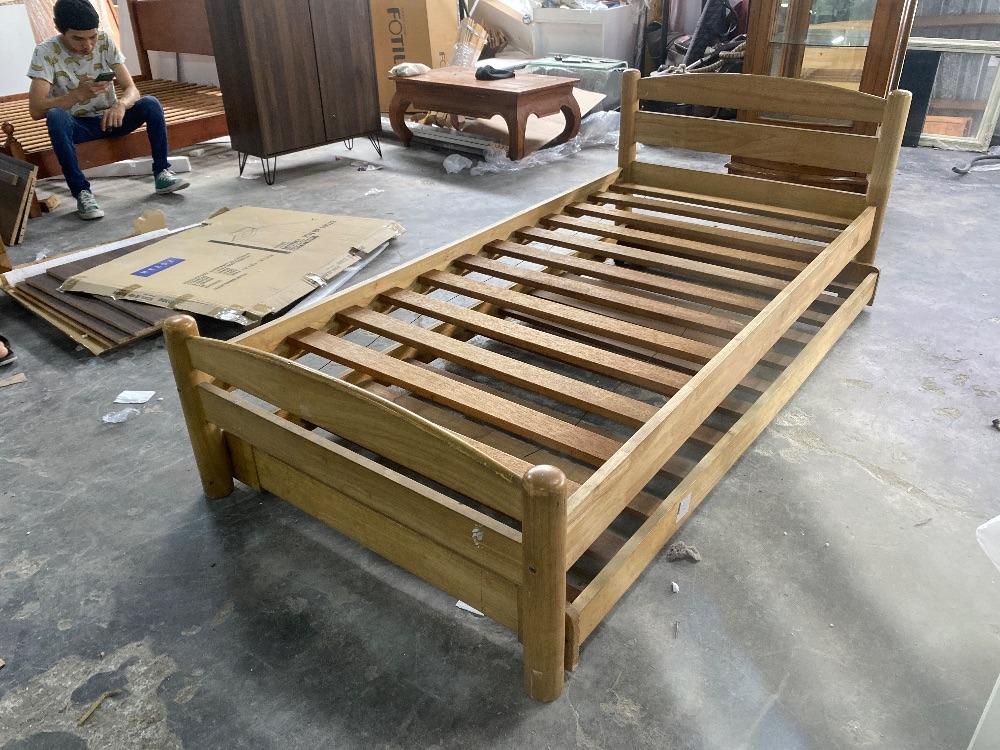 Wooden Single Size Bed Frame with Pull Out Bed / Rangka Katil Bersaiz ...