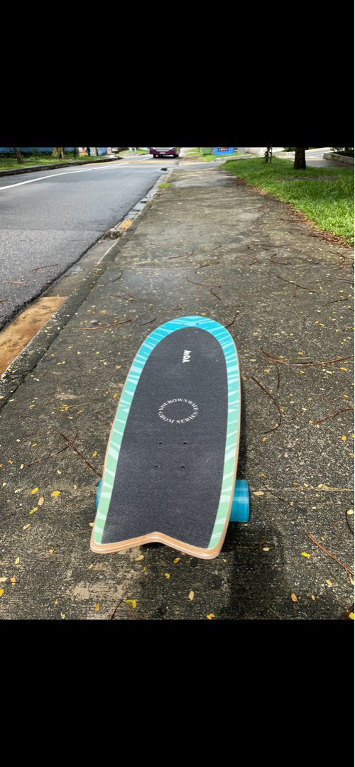 Yow Huntington 30 Surfskate, Sports Equipment, Sports & Games, Skates ...