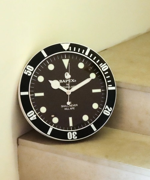 預購 日本直送 A BATHING APE BAPEX WALL CLOCK, 傢俬＆家居, 家居裝飾, 時鐘 - Carousell