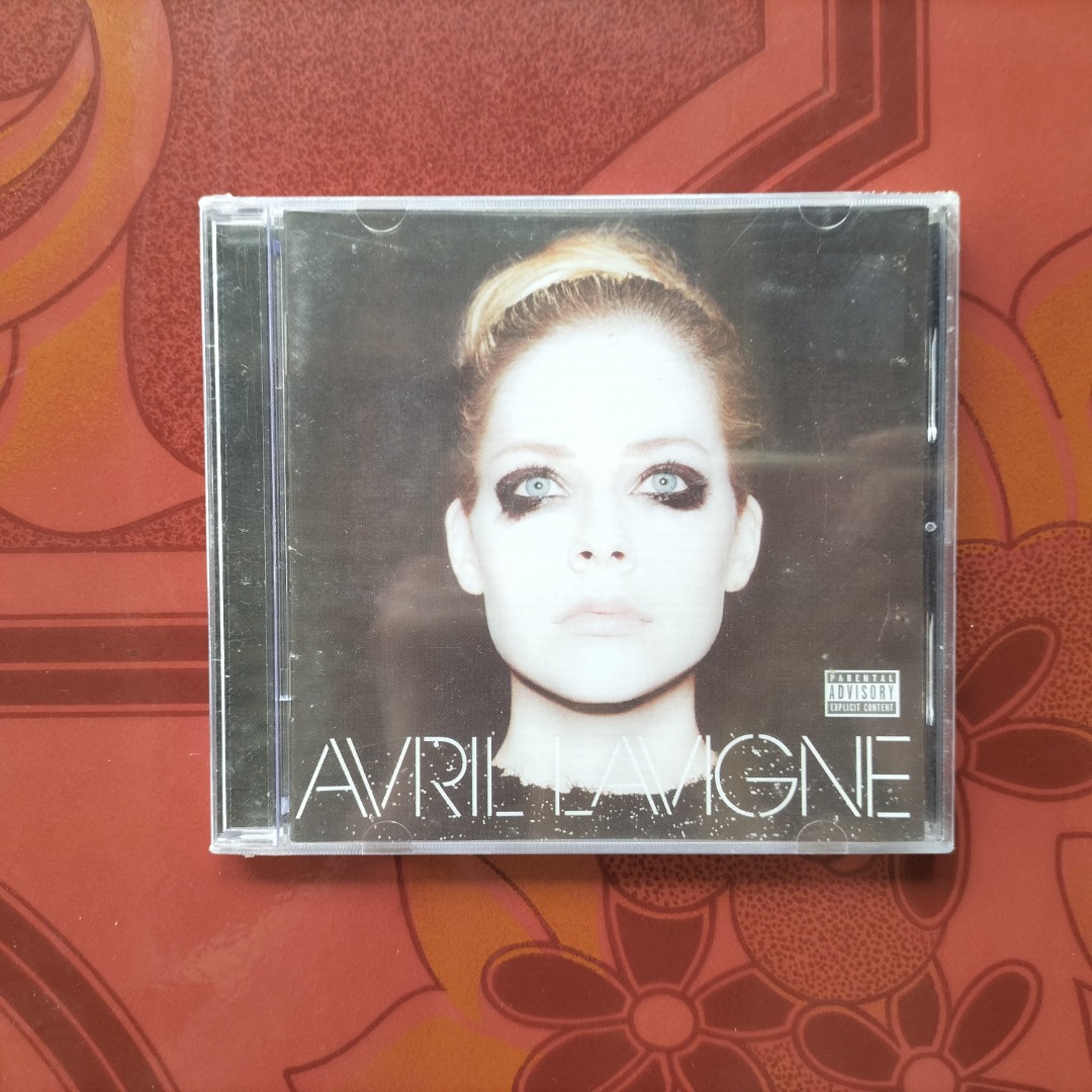 Avril Lavigne - Avril Lavigne CD, Hobbies & Toys, Music & Media, CDs ...