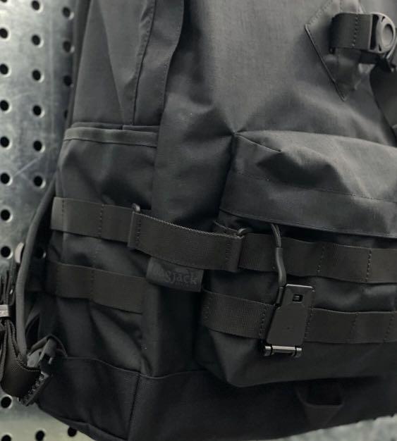 Bagjack x incredible backpack, 男裝, 袋, 背包 - Carousell