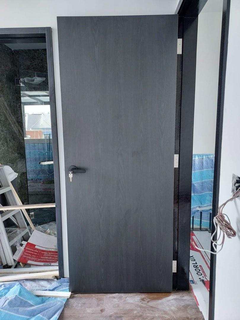 Brand new HDB a bedroom door , main door , fire rated door , condo door ...