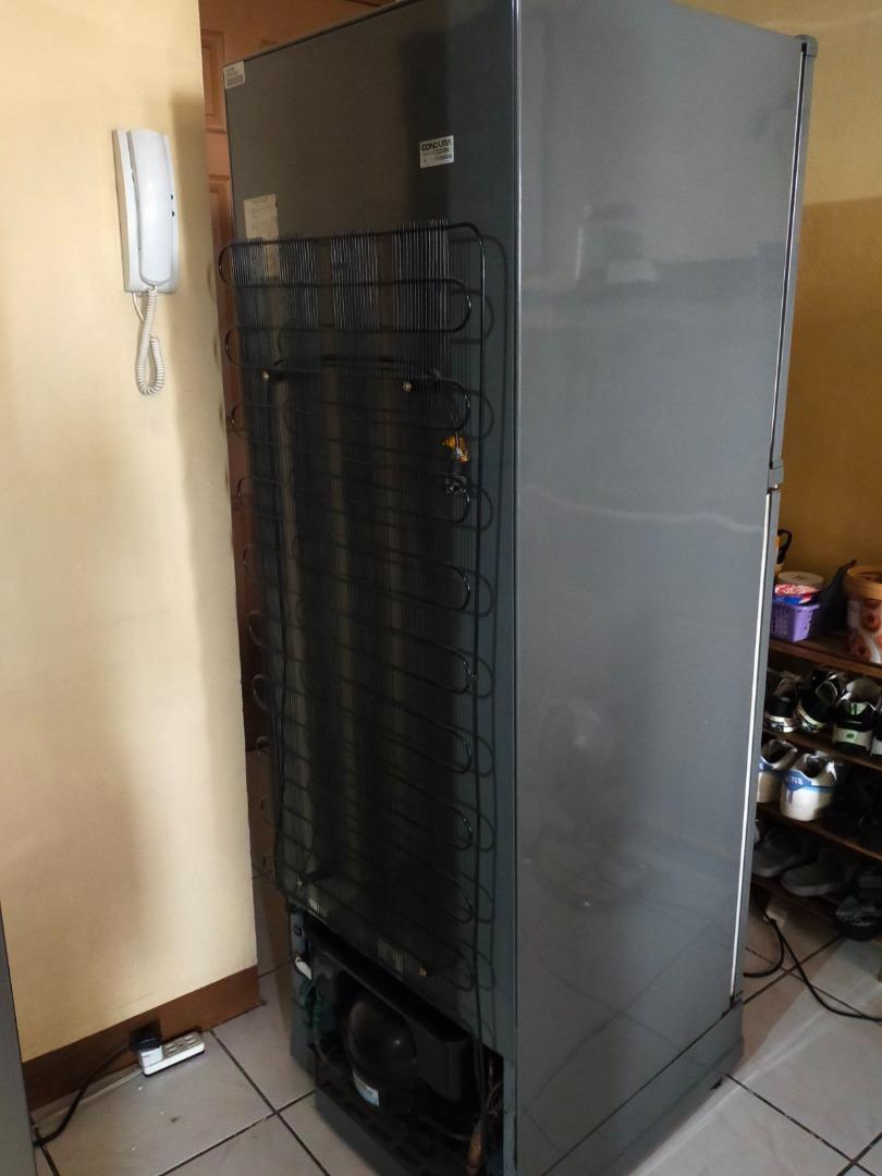 Condura 2 door ref freezer, TV & Home Appliances, Kitchen Appliances ...