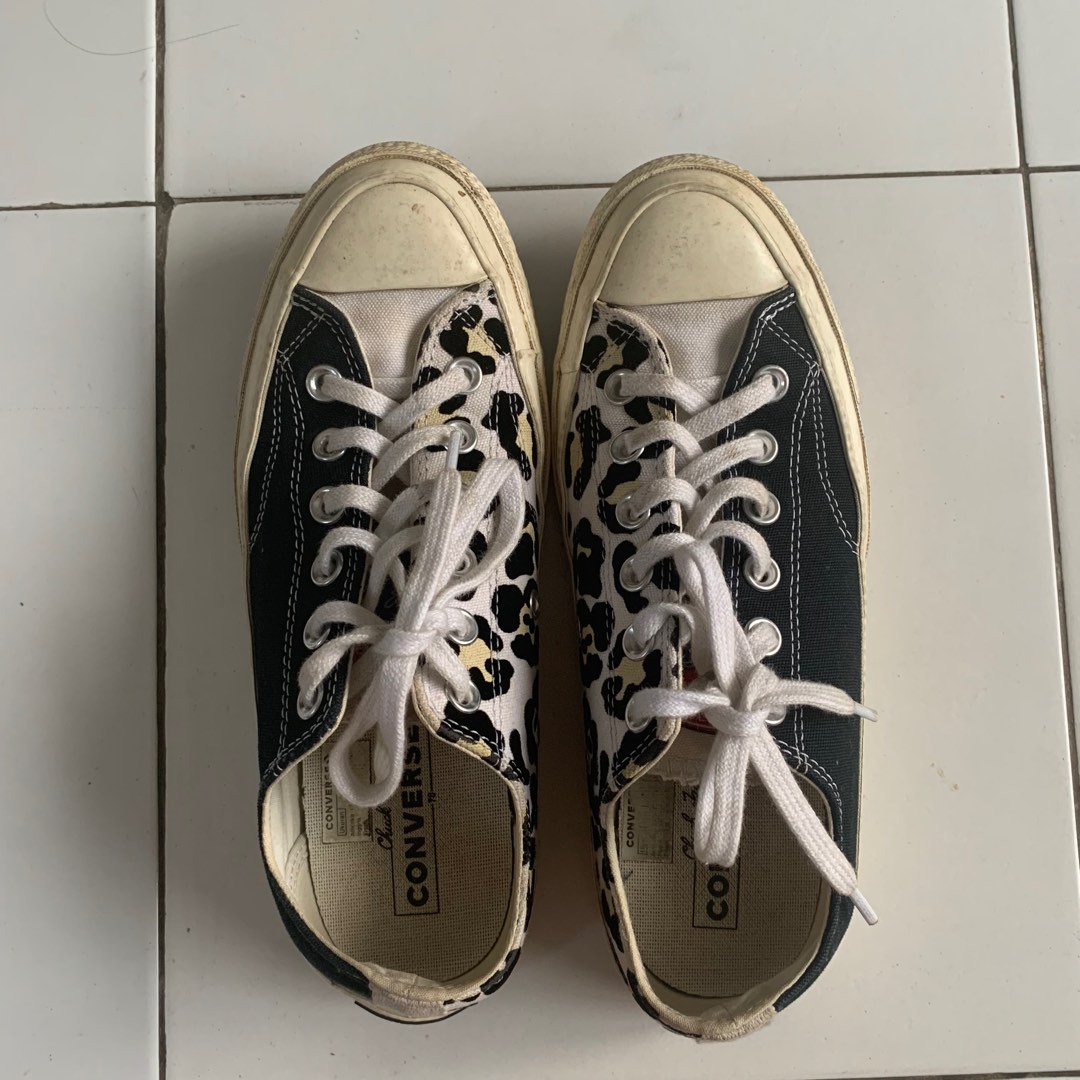converse chuck 70 logo play ox black leopard, Fesyen Wanita, Sepatu di ...