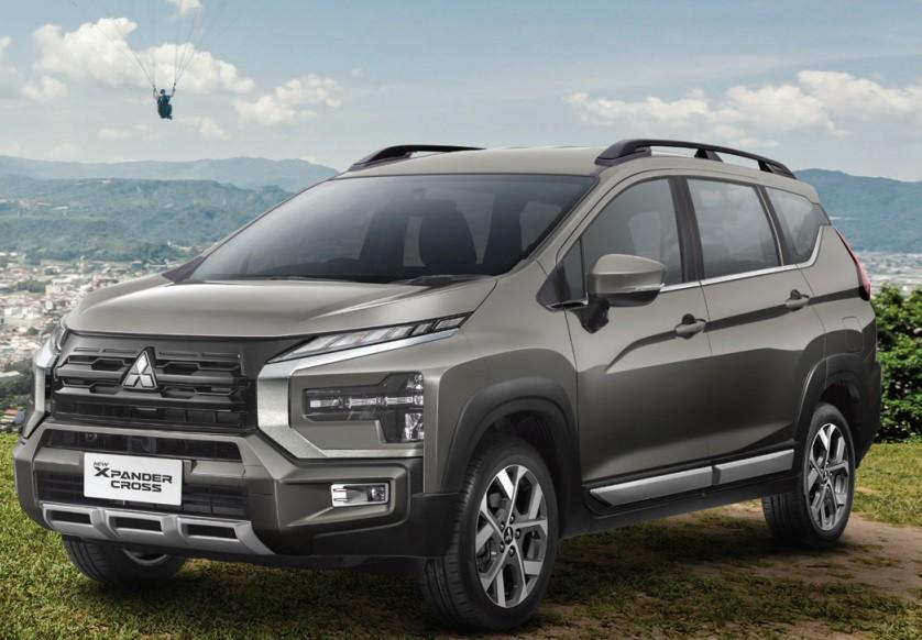 Dijual mobil new expander cross tipe suv, cvt premiun package, Mobil ...