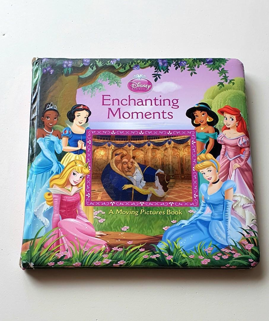 Disney Princess Enchanting Moments: A Moving Pictures Book, Hobbies ...