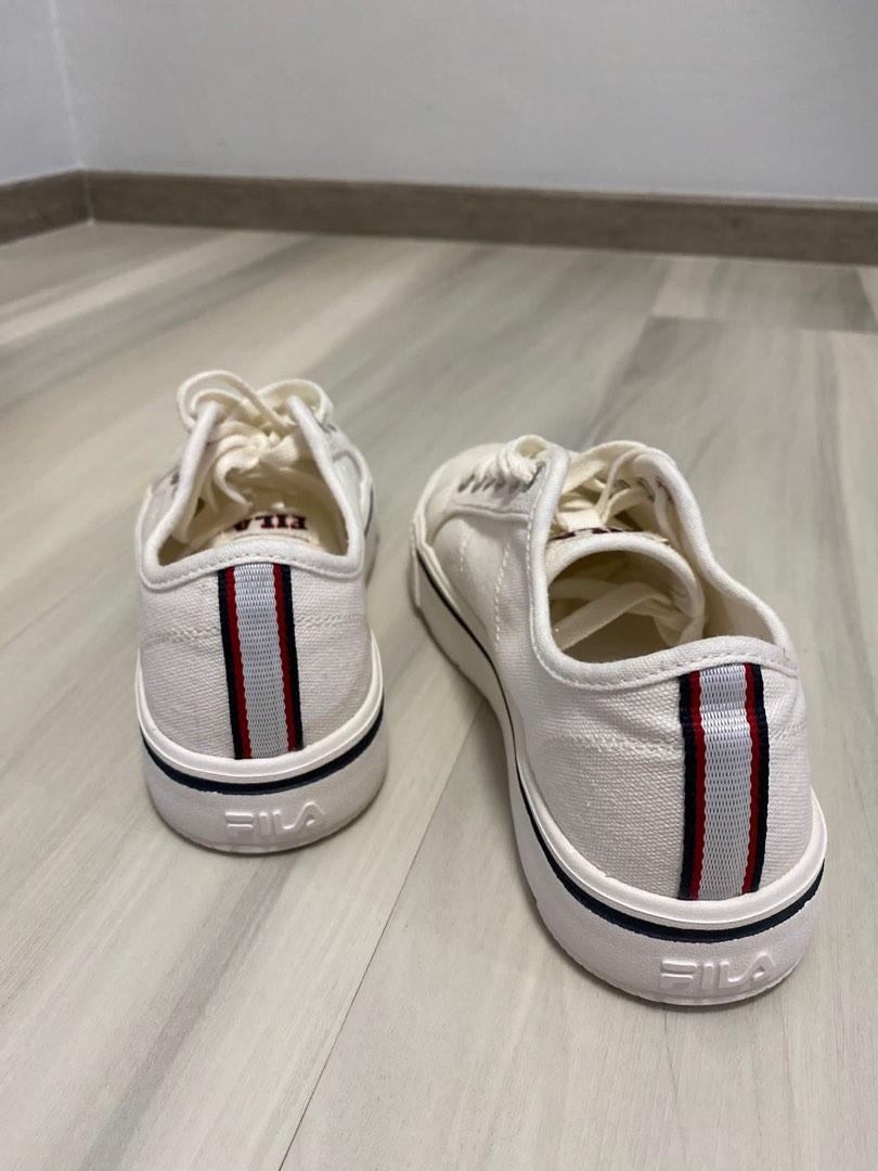 Fila canvas sneakers, Women's Fashion, Footwear, Sneakers on Carousell