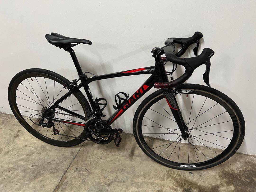 Giant bicycle road bike SCR 1 Shimano Sora group set with Carbon wheel ...