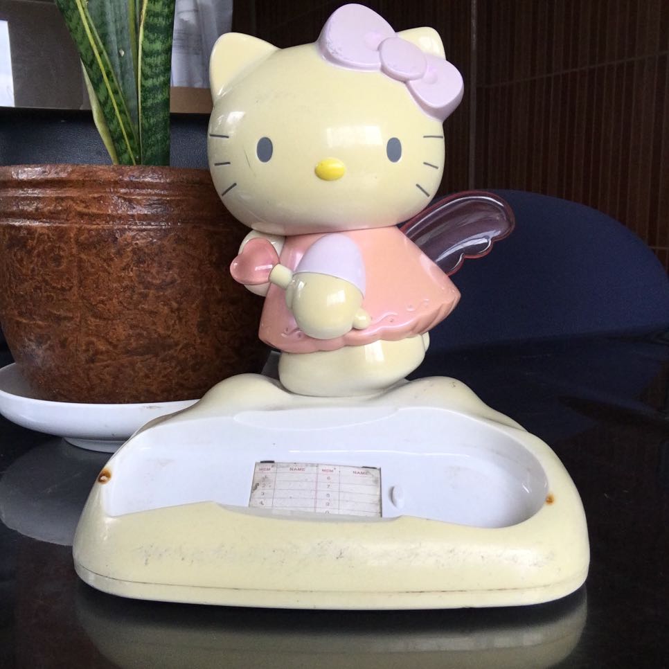 Hello Kitty Telephone Base with Visible Flaws, Hobbies & Toys ...