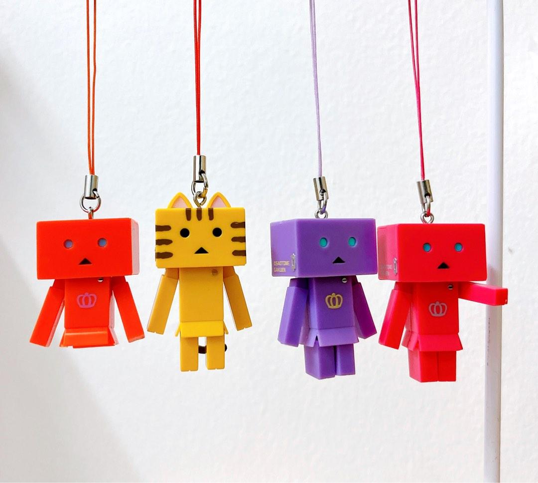 Kaiyodo Revoltech & Cat Nyanboard Box Keychain, Hobbies & Toys, Toys ...