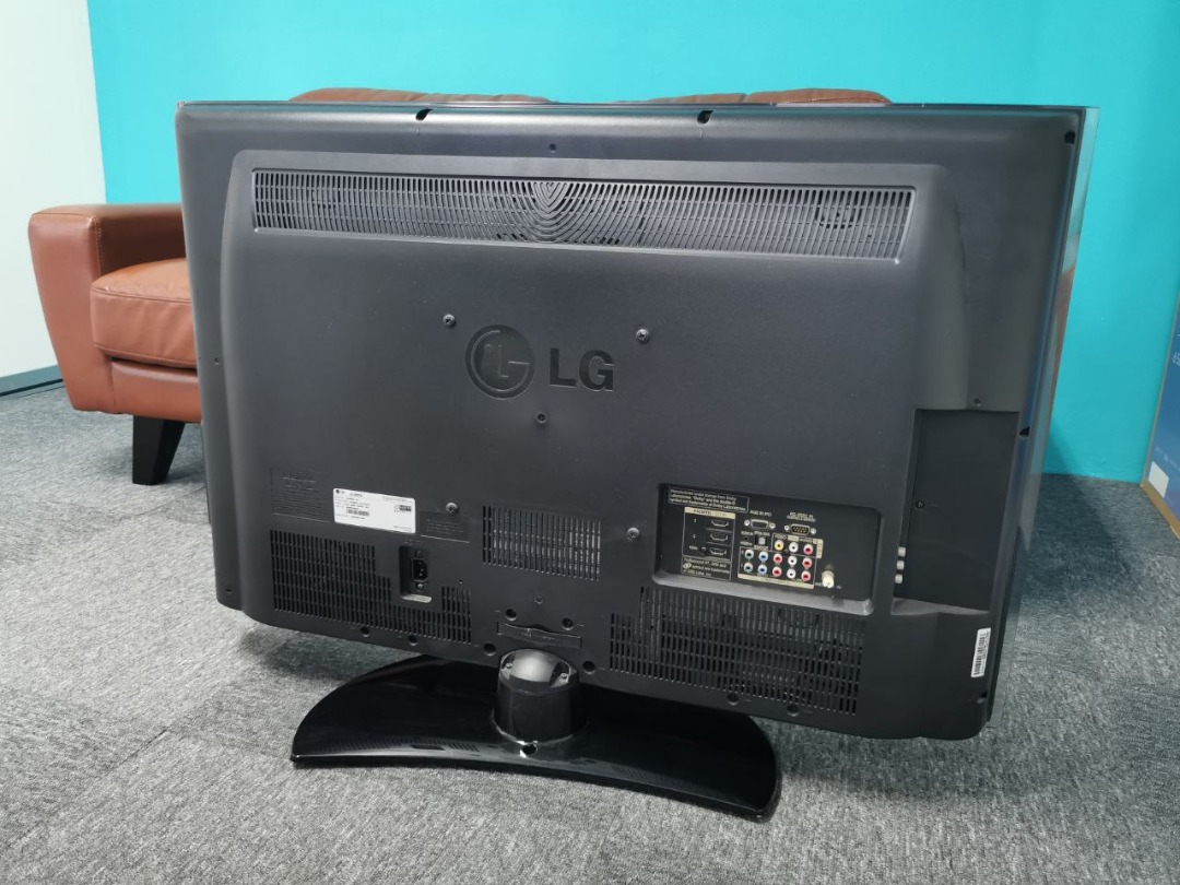 LG TV Screen, Furniture & Home Living, Furniture, TV Consoles on Carousell