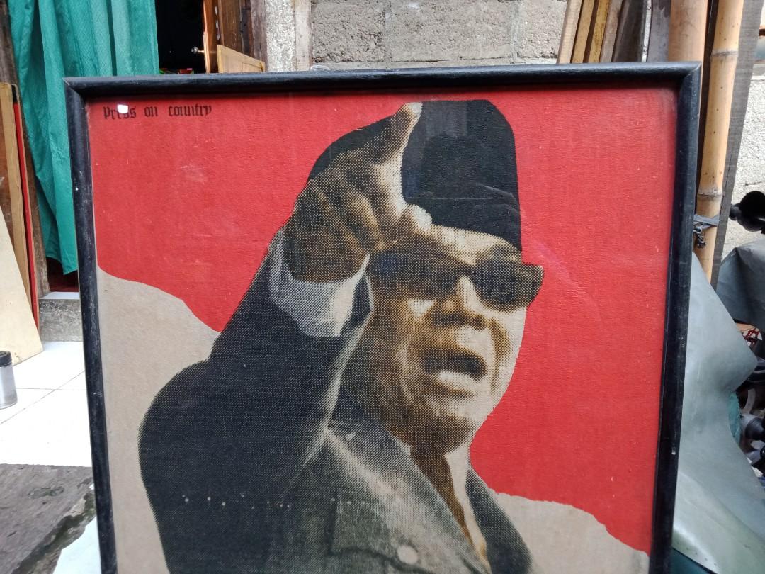 Lukisan Sukarno, Desain & Kerajinan Tangan, Karya Seni di Carousell