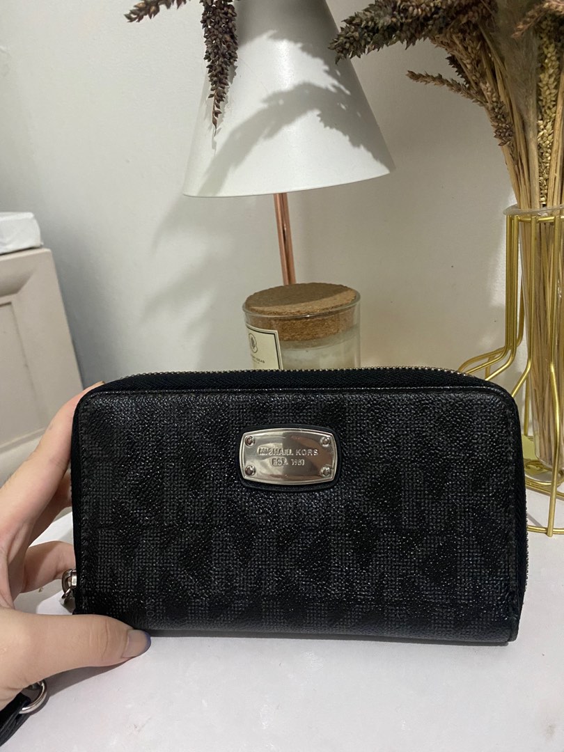 Michael Kors Long Wallet, Women's Fashion, Bags & Wallets, Wallets ...
