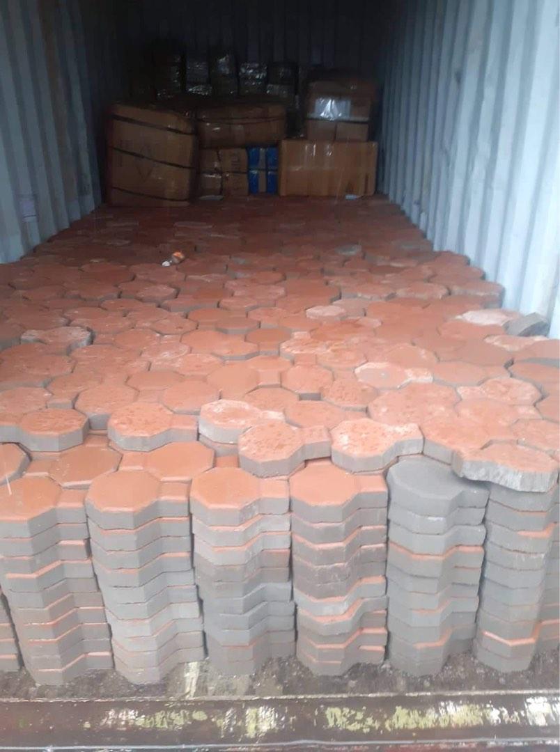 Paving blocks keystone, Furniture & Home Living, Gardening, Gardening ...