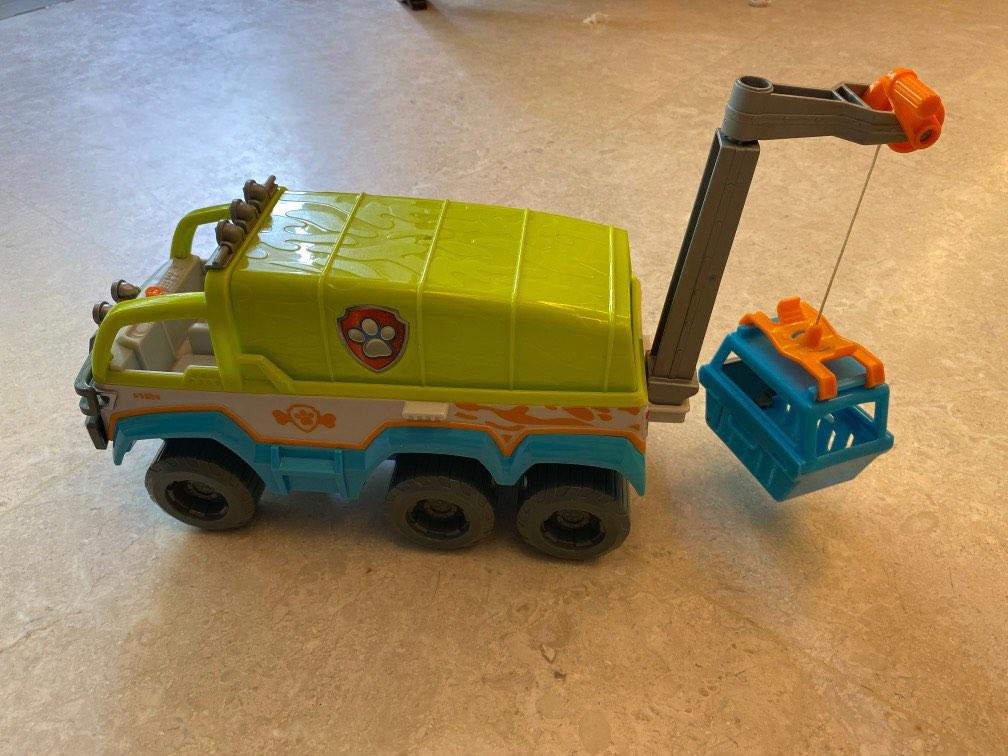 Paw patrol truxk, Hobbies & Toys, Toys & Games on Carousell