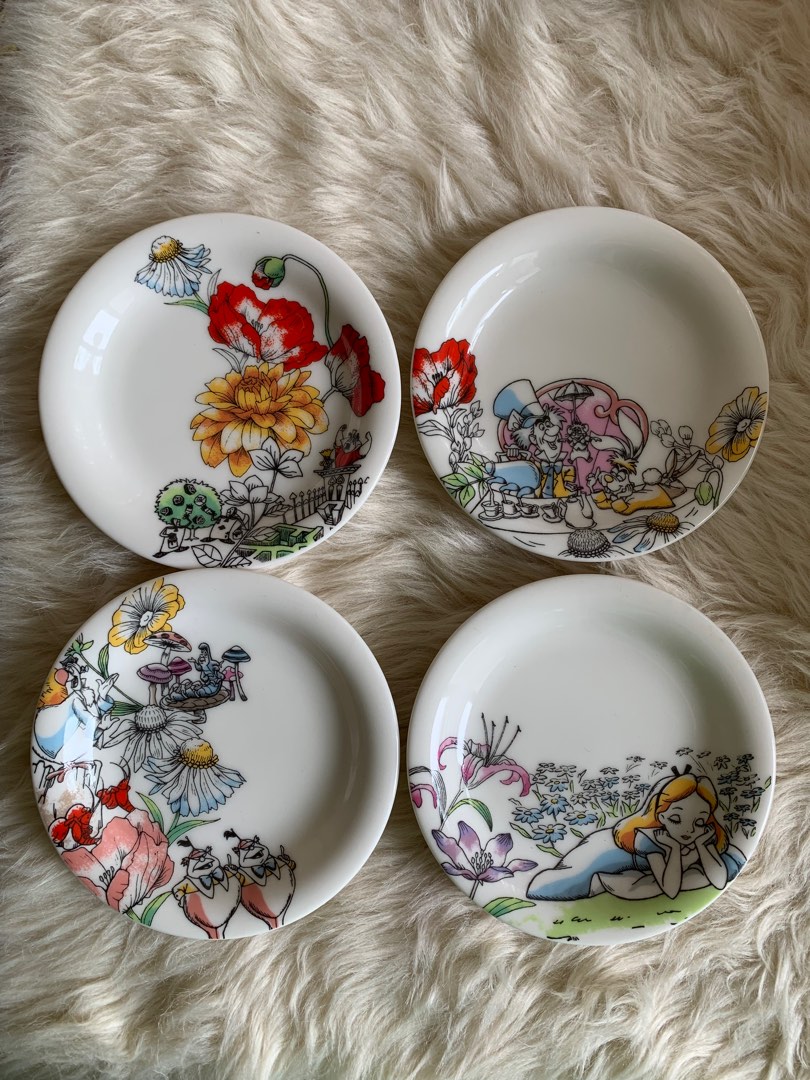Set of 4: Alice in Wonderland by Maebata, Hobbies & Toys, Memorabilia ...