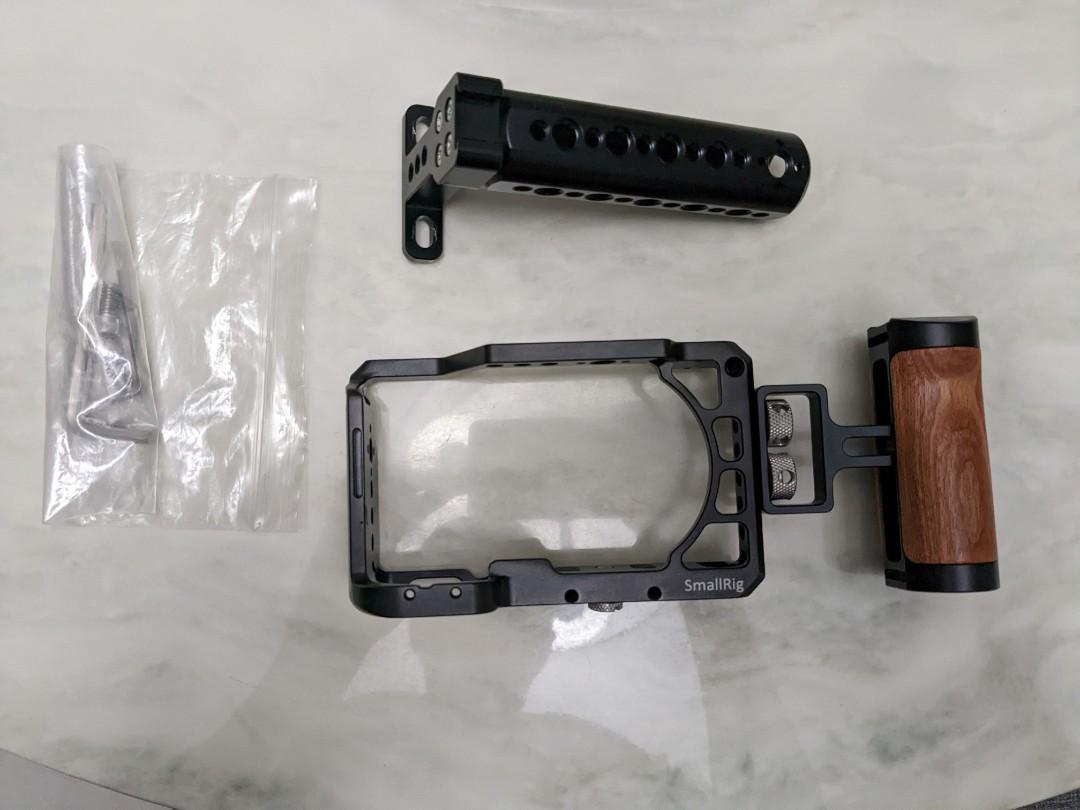 Sony A6400 + Small Rig Cage, Photography, Cameras on Carousell